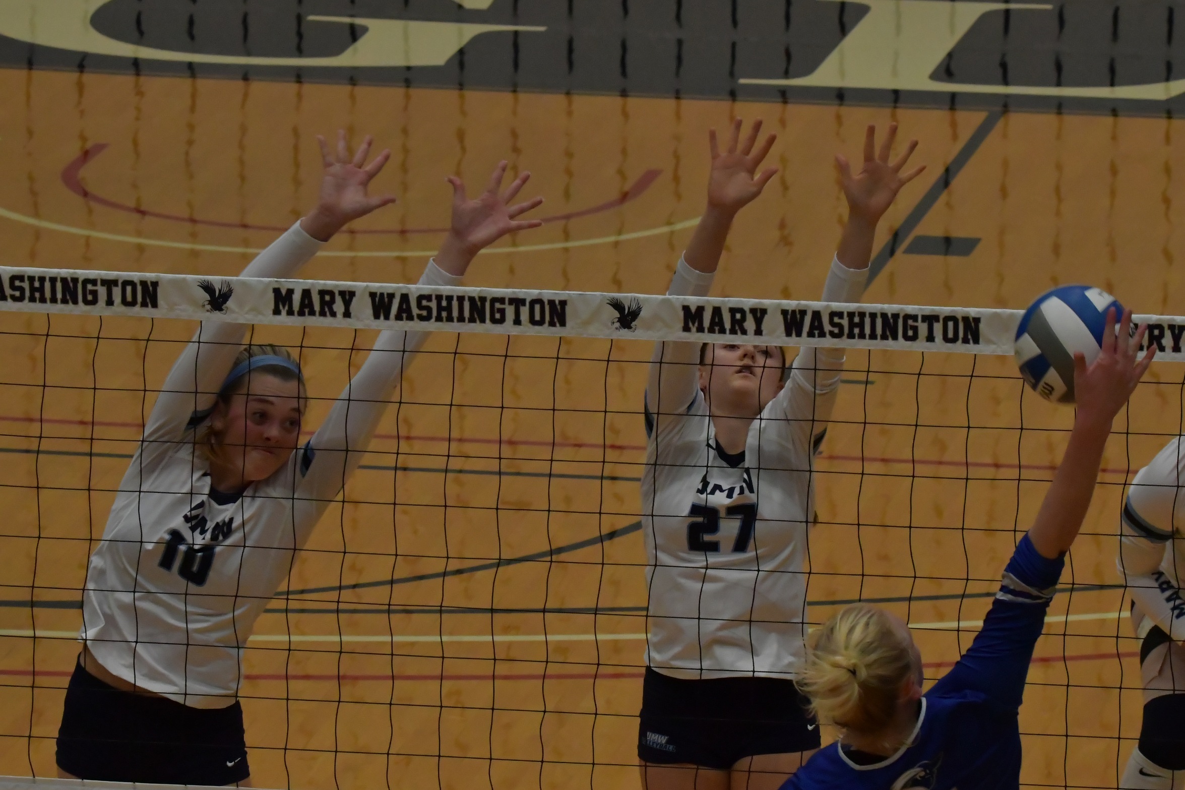 #22 UMW Volleyball Sweeps CNU, Centre on Friday Evening - University of ...
