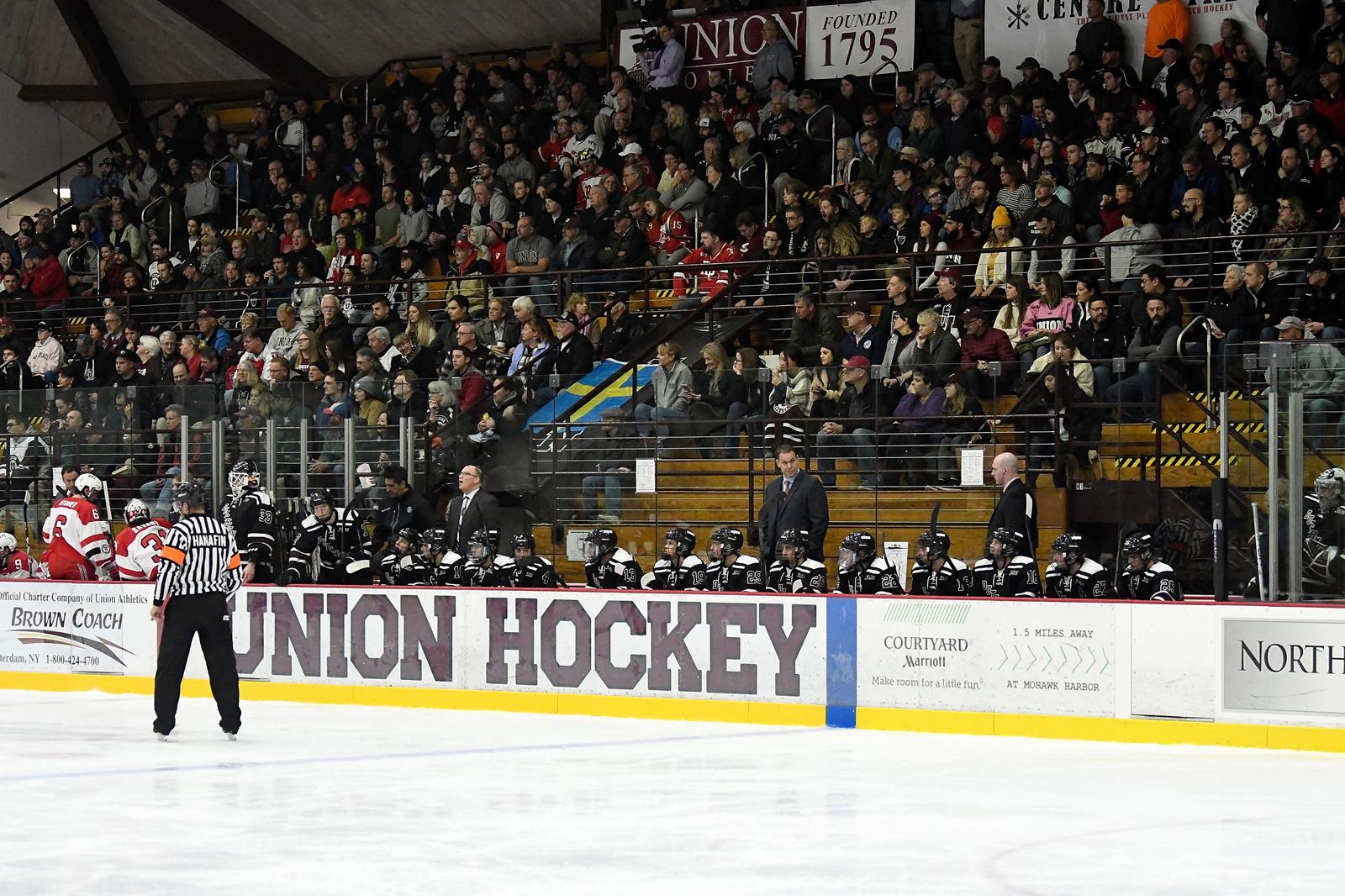 Dutchmen hand out annual team awards - Union College Athletics