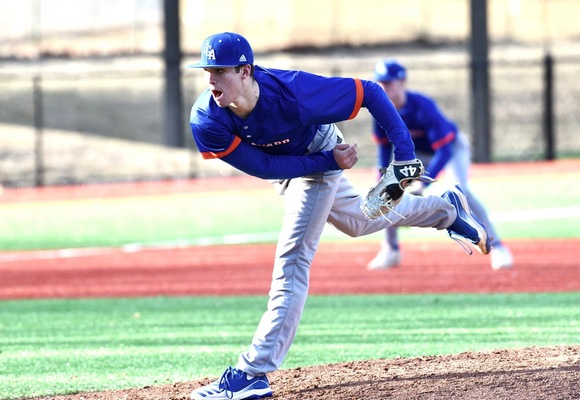 Merchant Marine Beats Bears - United States Coast Guard Academy