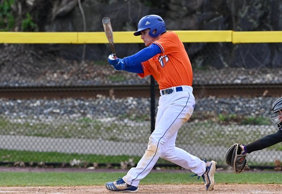 Bears Sweep MIT in NEWMAC Opener - United States Coast Guard Academy