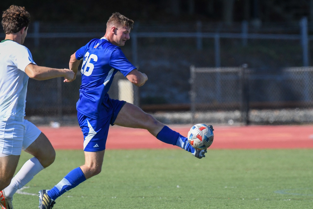 Men's Soccer Ends in Draw with RIC - United States Coast Guard Academy