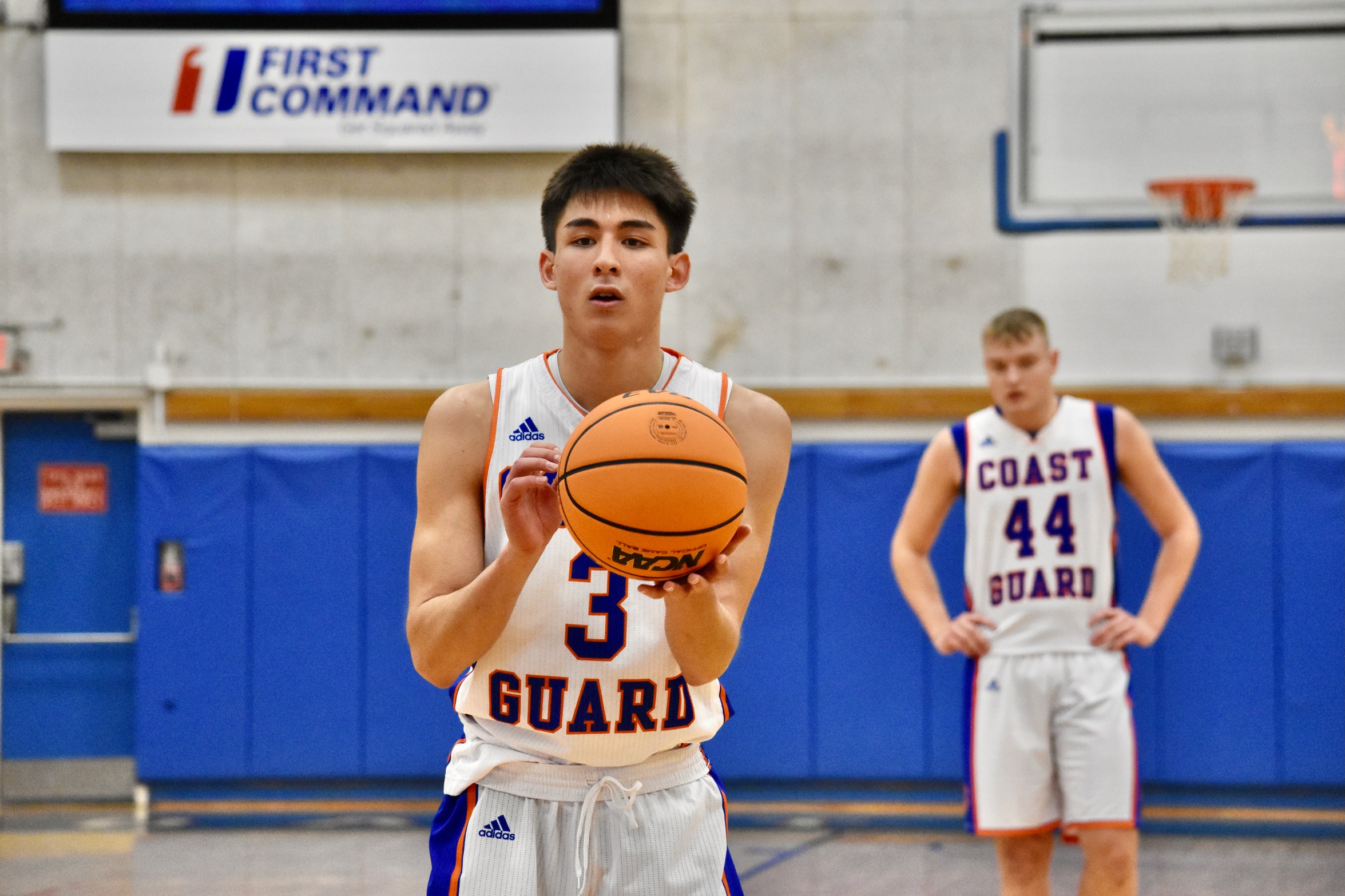 Men's Basketball Hangs with WPI Despite Loss - United States Coast ...