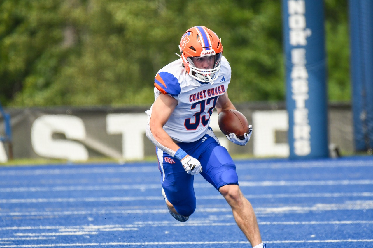 Bears Take Down Nichols At Home - United States Coast Guard Academy