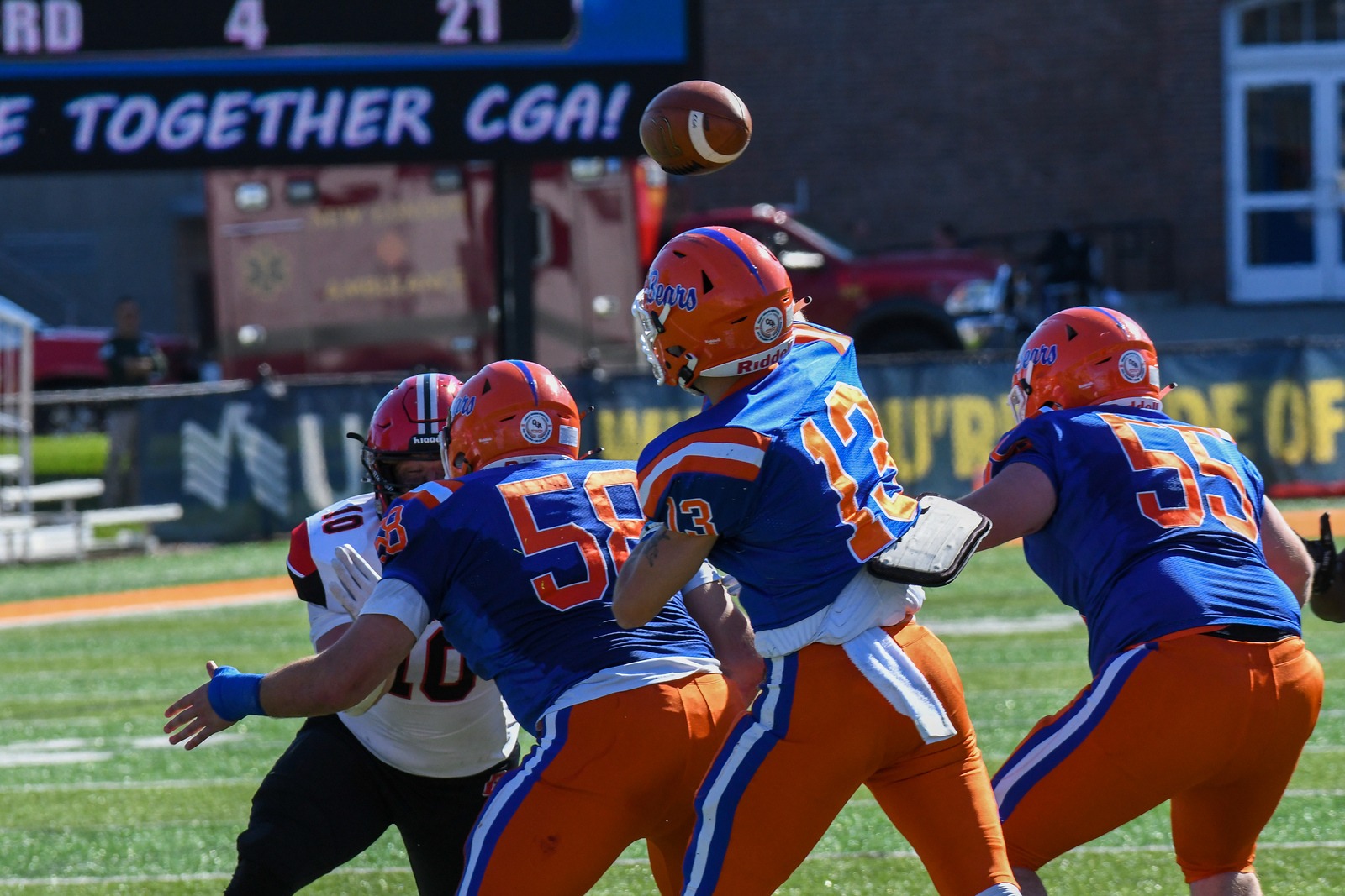 Bears Can't Connect in Season Opener - United States Coast Guard Academy