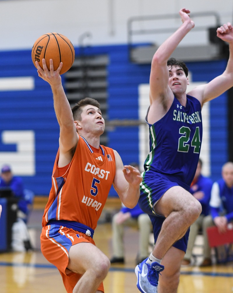 Men's comeback attempt falls just short at WPI - United States Coast ...