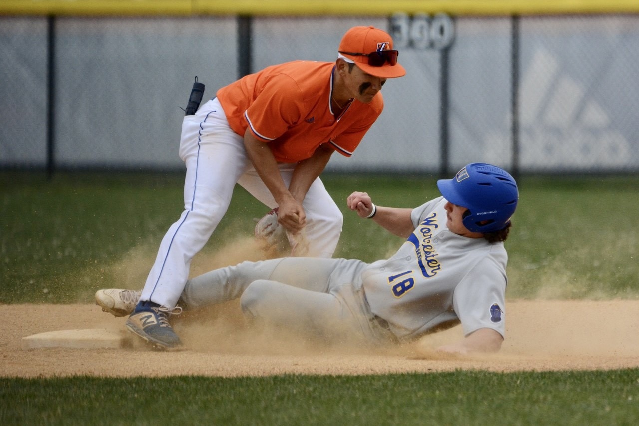 Bears offense shines in victory over Worcester State - United States ...