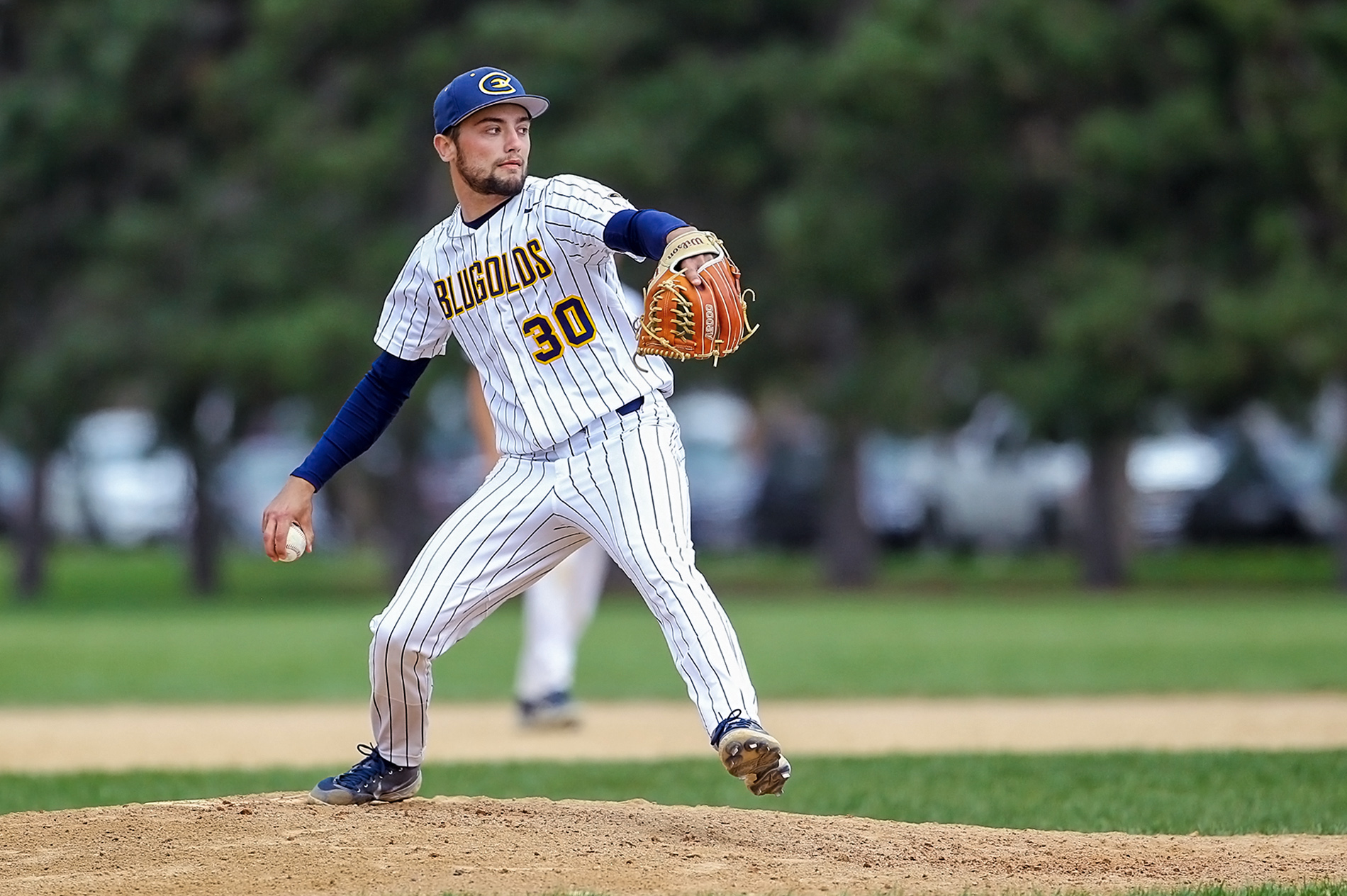 Blugolds Fall Short To Eagles - University of Wisconsin, Eau Claire