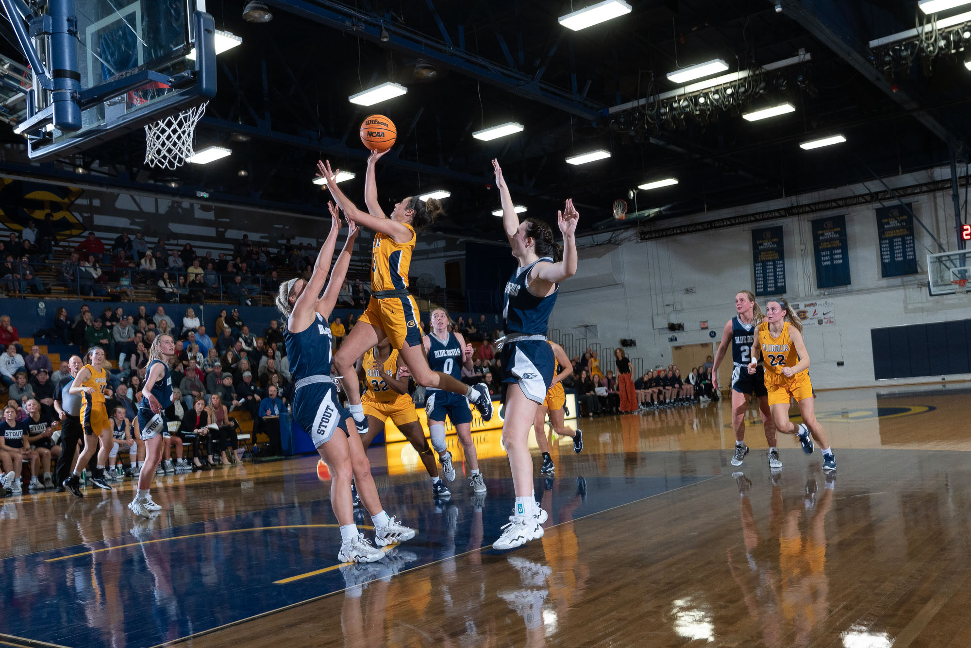 Blugolds beat UW-Stout to take over 1st place in WIAC - University of ...