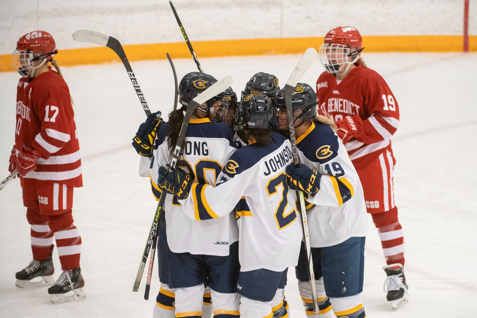 #9 Blugolds Open the Season with Home Victory - University of Wisconsin ...