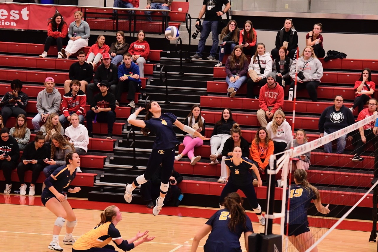 Volleyball Splits Matches on Final Day of IWU Invite - University of ...