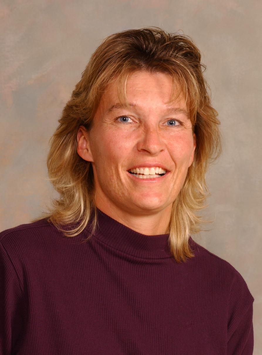 Cindy Suess - Head Coach - Softball Coaches - University of Wisconsin ...