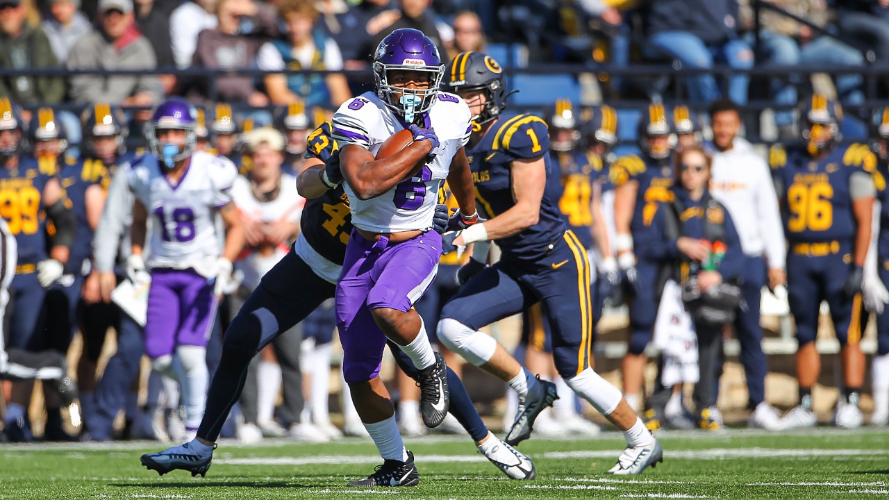 No. 3 Warhawks Top Blugolds on the Road - University of Wisconsin ...