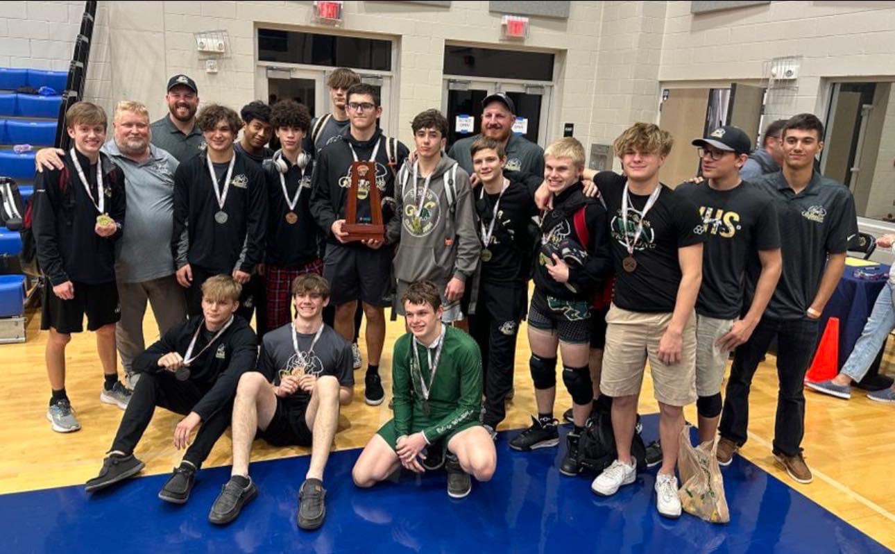 VHS Wrestling Wins District Again - VHS Buffalo Athletics