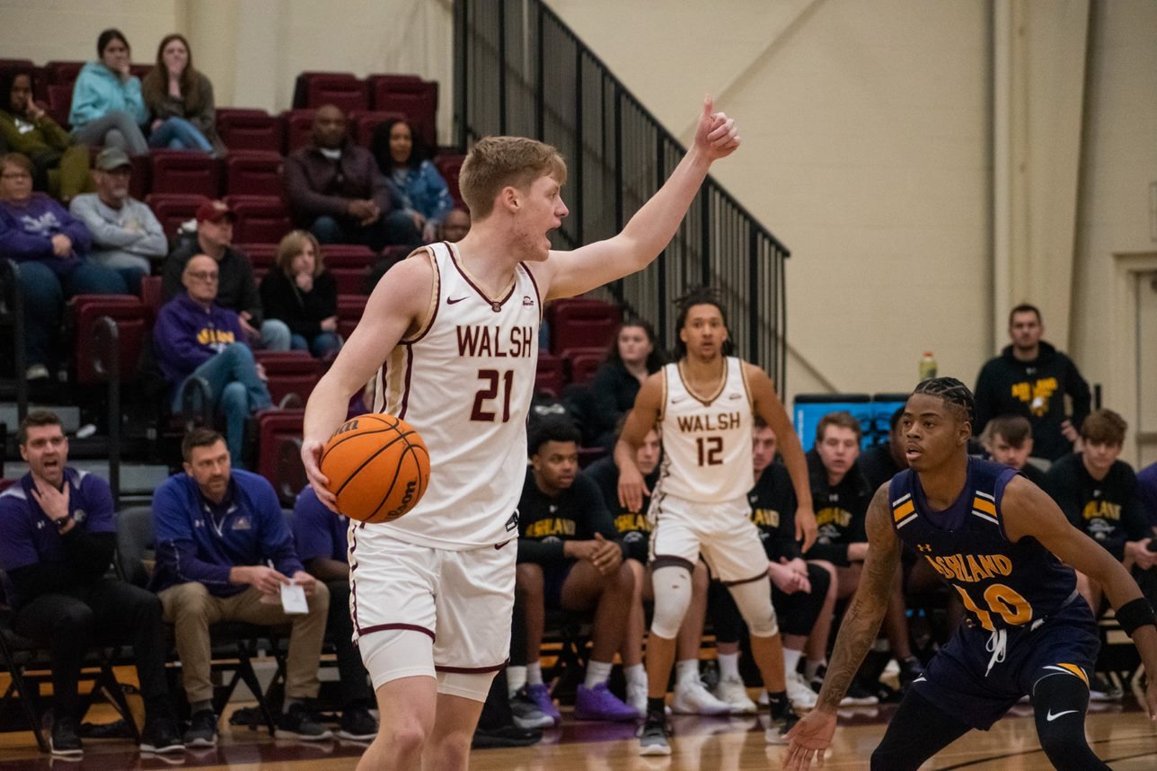 MEN'S BASKETBALL IS BACK IN THE WIN COLUMN - Walsh University