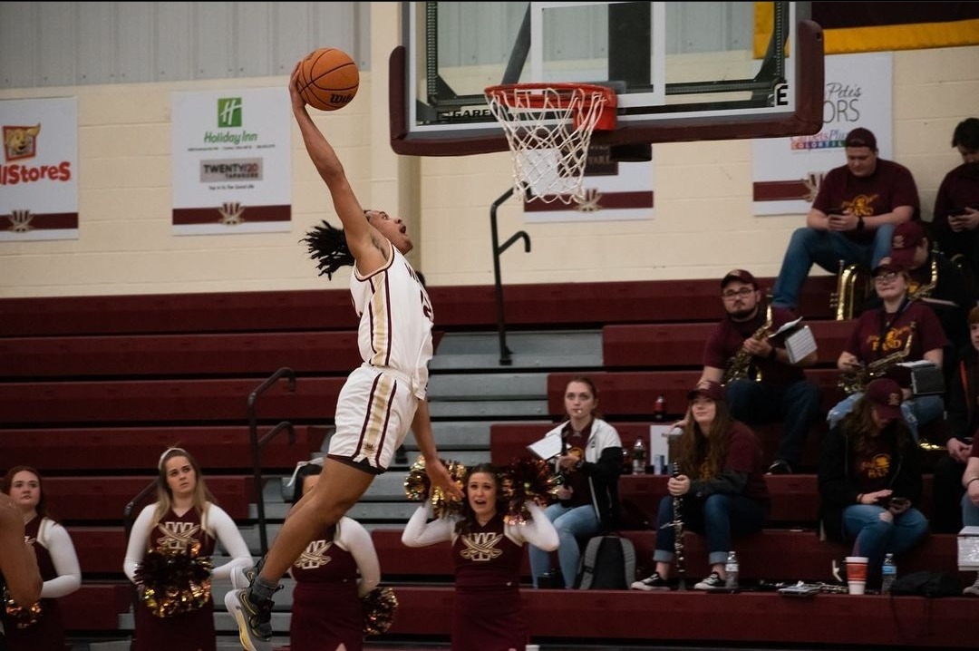 CAVALIERS LOCK IN WIN OVER TORJANS WITH EXPLOSIVE FIRST HALF - Walsh ...