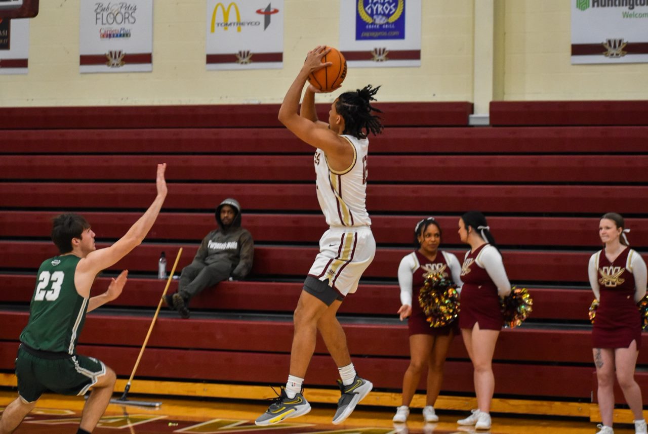 TOLES BIG NIGHT HELPS CAVS GET A ROAD WIN - Walsh University