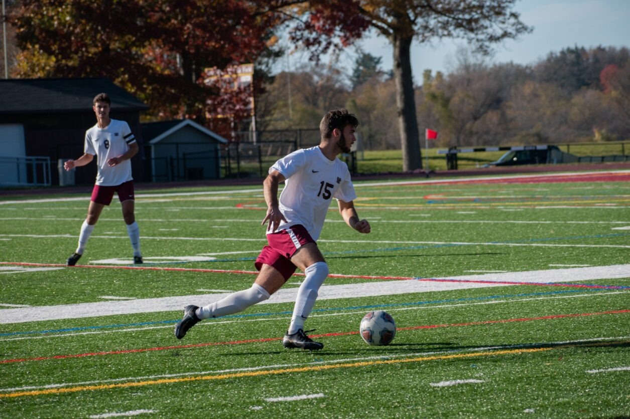 CAVS HAVE TOUGH WEEK ON THE PITCH - Walsh University