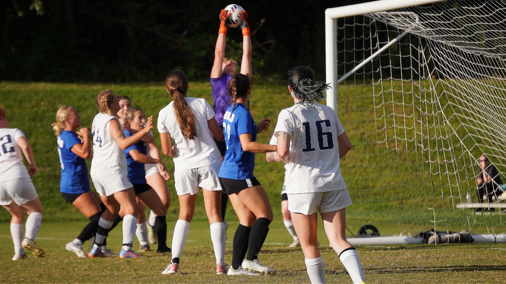 Women's Soccer Drops Game To Methodist University - Warren Wilson College