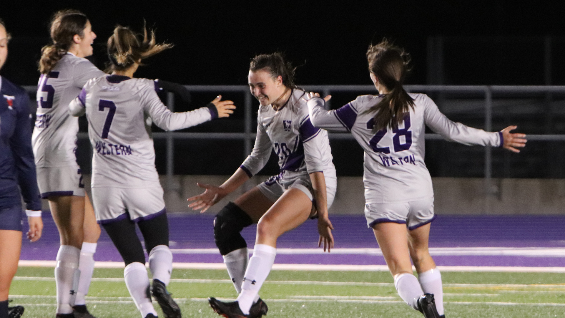 Abbate goal leads the Mustangs to a 1-0 win over Toronto in OUA ...