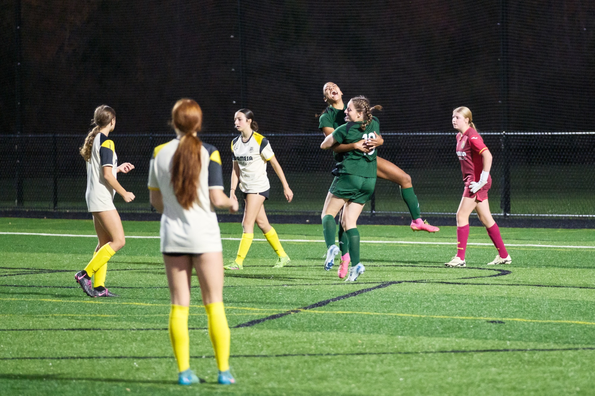 Girls Soccer Improves to 8-1 on the Season - Western Reserve Academy